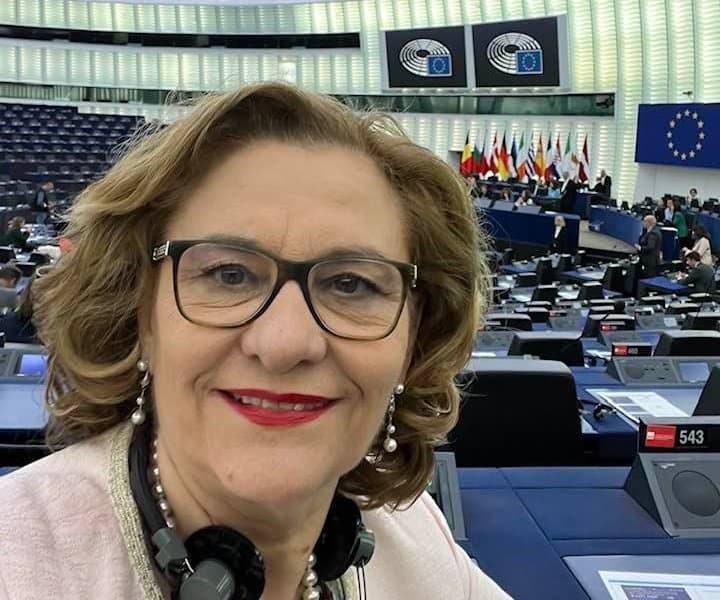 NewsPascani.com Pașcani, Târgu Frumos, Iași - Maria Grapini povestește ...