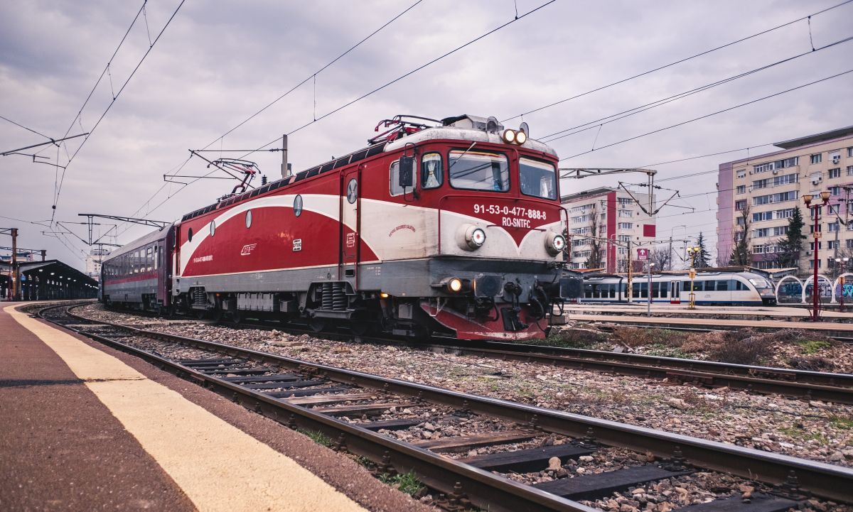 NewsPascani.com Pașcani, Târgu Frumos, Iași - Trenurile românești și un ...