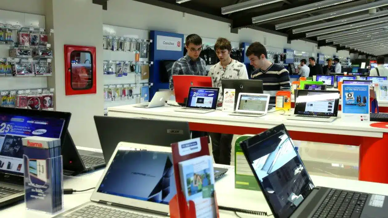 NewsPascani.com Pașcani, Târgu Frumos, Iași - Veste proastă pentru eMAG ...
