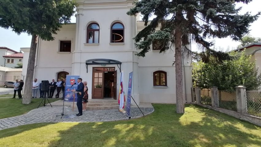 NewsPascani.com Pașcani, Târgu Frumos, Iași - VIDEO - Muzeul "Nicolae ...